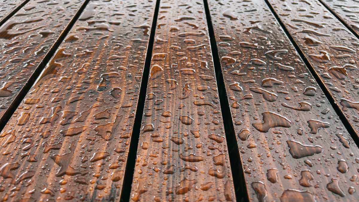 Choosing Weather-Resistant Materials for Your Outdoor Deck – The ...